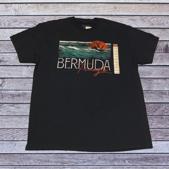 Hot Topic | Shirts | Spencers Funny Visit The Bermuda Triangle Spooky ...